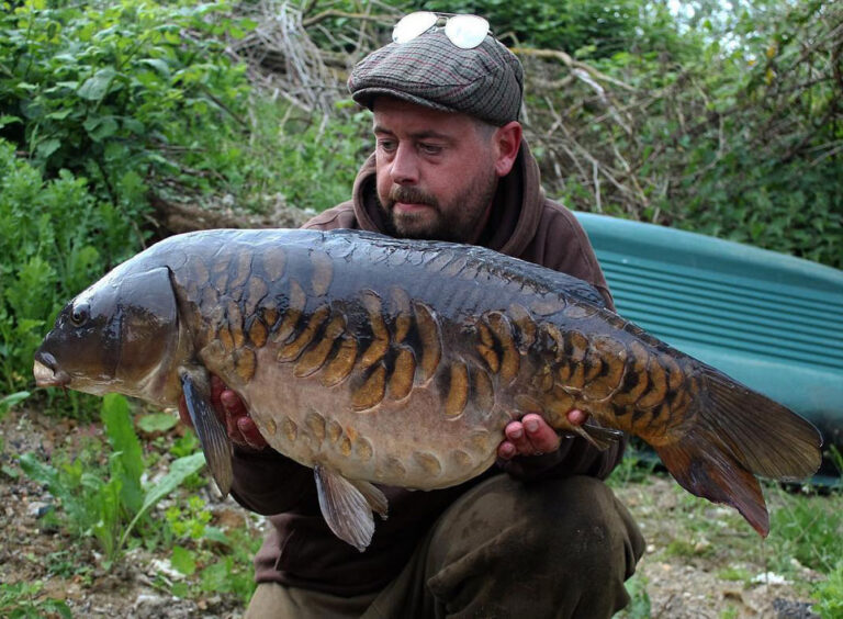 How to Catch Carp - A Basic Guide to Carp | BadAngling