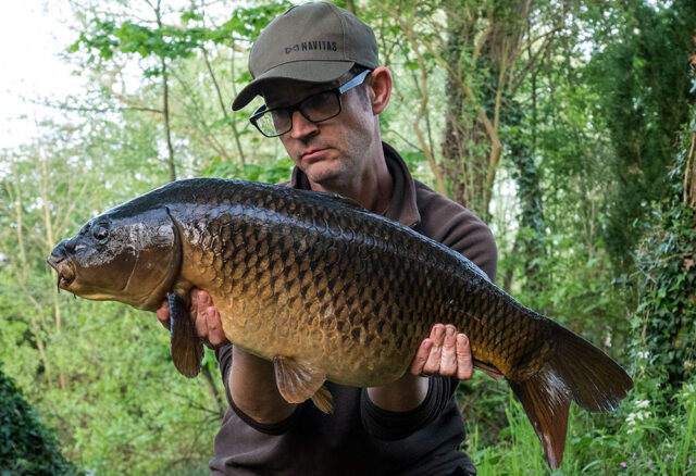 A Basic Guide to Margin Fishing for Carp | BadAngling